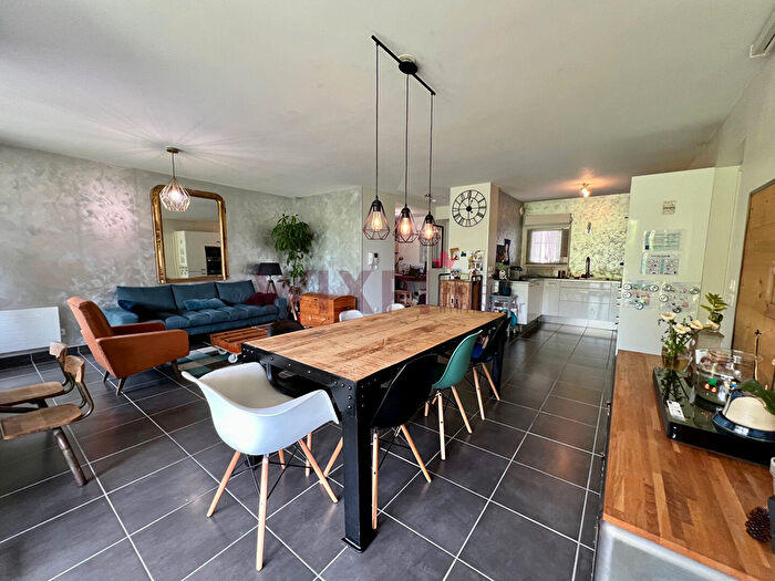 Appartement à vendre - Saint-Ismier - 4 pièces - 3 chambres