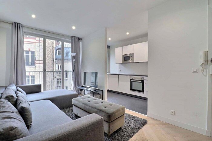 Appartement à louer - Porte Dauphine, Paris ème arrondissement - 1 pièce