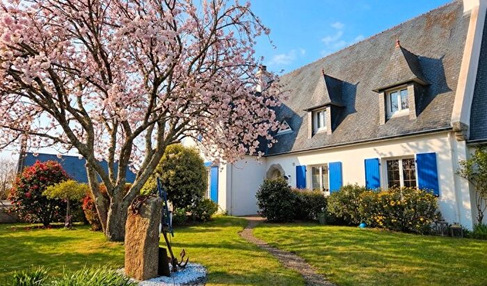 Maison à vendre - Treffiagat - 8 pièces - 6 chambres