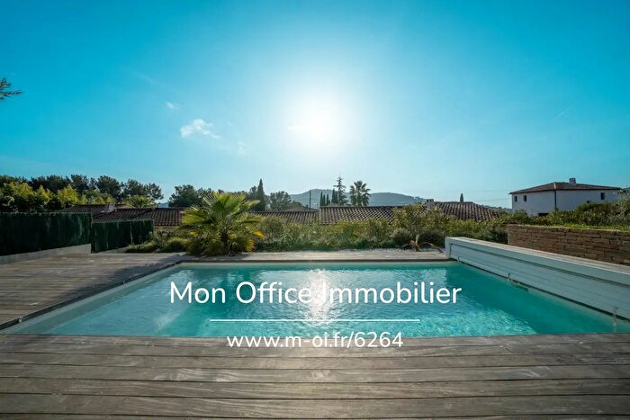 Maison à vendre - Le Beausset - 4 pièces - 3 chambres