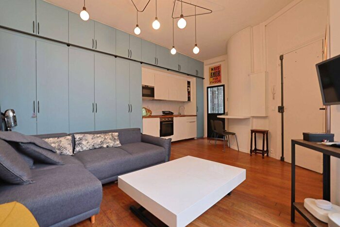 Appartement 2 pièces à Henri Barbusse, Levallois-Perret, à louer