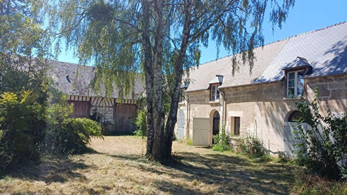 Maison 9 pièces à Cuts, à vendre