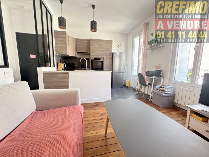 Asnières-sur-Seine, Centre-ville : Appartement 2 pièces à vendre