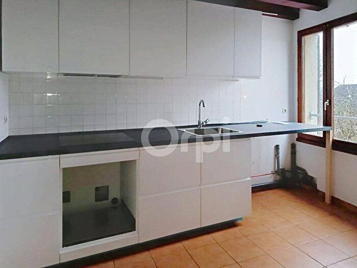 Appartement à louer - Fargeau-Tilly-Wimpey, Saint-Fargeau-Ponthierry - 3 pièces - 2 chambres