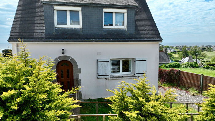 Maison à vendre - Plouhinec - 4 pièces - 3 chambres