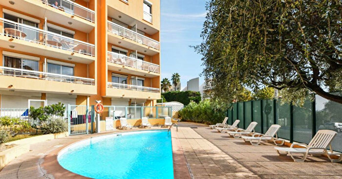 Antibes, Juan-les-Pins, Le Cap : Appartement 1 pièce à vendre