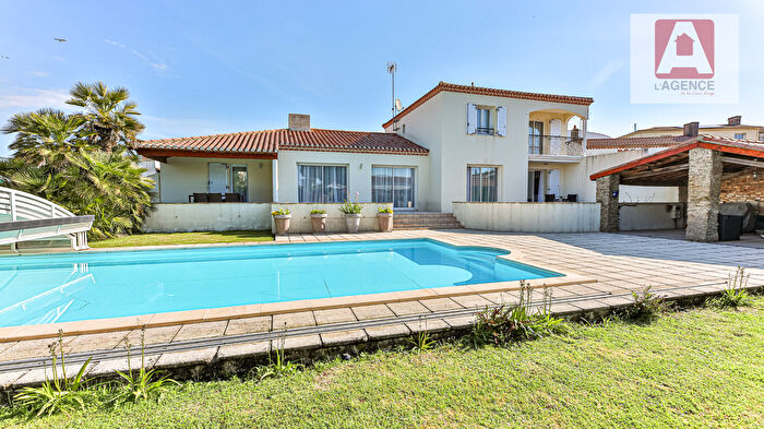 Maison à vendre - LAiguillon-sur-Vie - 7 pièces - 4 chambres