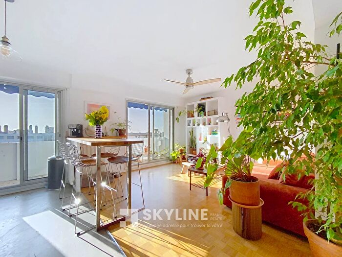 Appartement à vendre - Marseille er , Saint-Charles - 3 pièces - 2 chambres