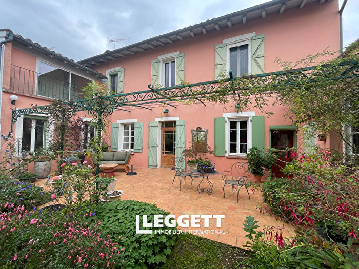 Maison à vendre - LIsle-Jourdain - 11 pièces - 4 chambres