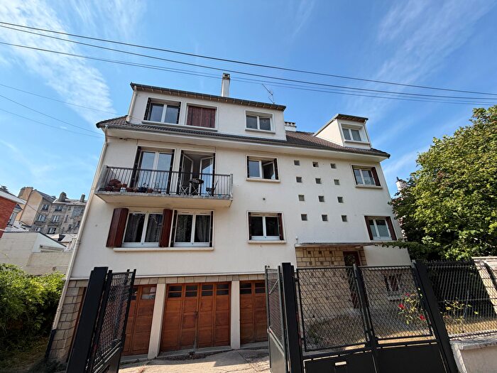 Appartement 5 pièces à louer à Versailles, Notre Dame