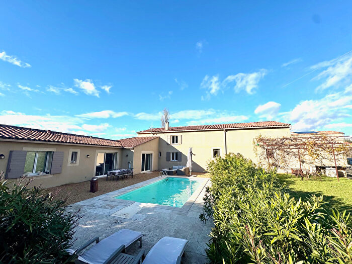 Maison à vendre - Malaucène - 6 pièces - 4 chambres