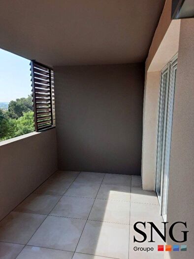 Appartement à louer - Courbessac, Nîmes - 2 pièces - 1 chambre