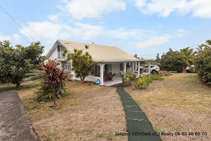 Maison à vendre - Le Tampon, Onzième, Douzième - 7 pièces