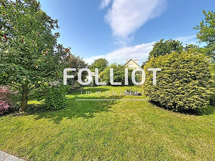 Saint-Martin-des-Champs : Maison 5 pièces à vendre