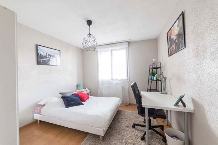 Neudorf Ouest Centre, Strasbourg : Appartement 1 pièce à louer