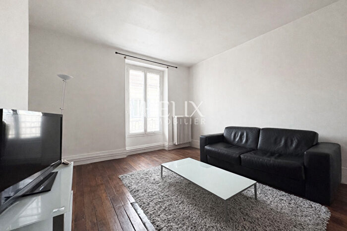 Appartement à vendre - Saint-Germain-en-Laye, Centre-ville, Quartiers forestiers - 2 pièces - 1 chambre
