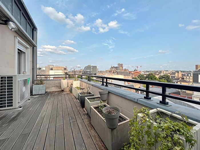 Appartement à vendre - Reims, Centre-ville - 10 pièces - 3 chambres