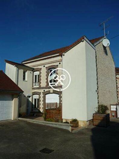 Appartement à louer - Sainte-Savine - 2 pièces - 1 chambre