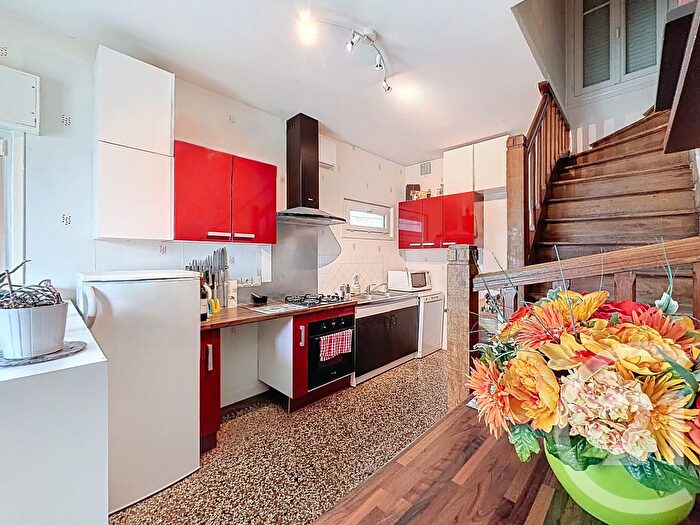 Maison à vendre - Châteauneuf-sur-Loire - 3 pièces - 2 chambres