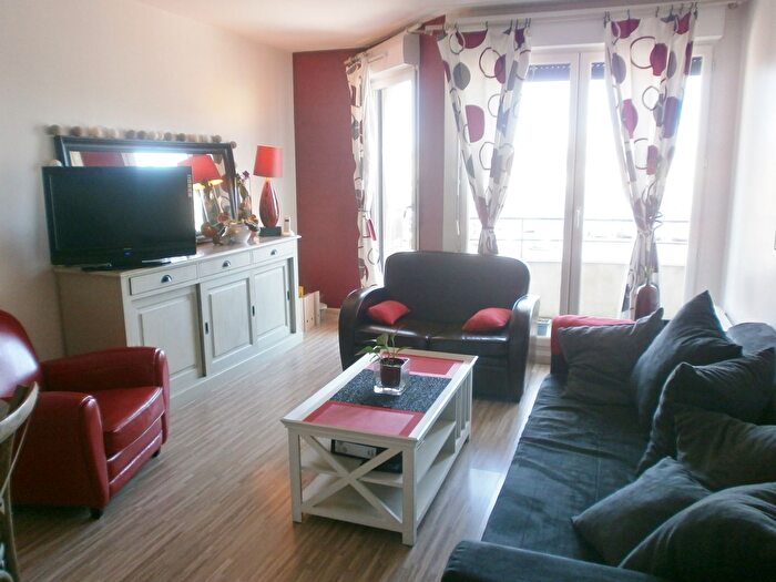 Appartement à louer - Montargis, Centre-ville - 2 pièces - 1 chambre
