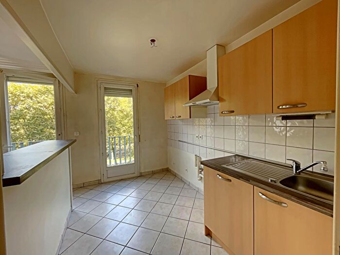 Appartement à vendre - Saint-Étienne, La Métare, Le Portail Rouge, Fauriel, Villeboeuf - 3 pièces - 1 chambre