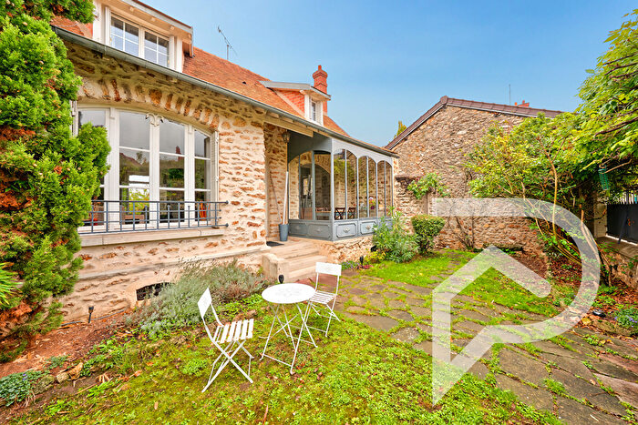 Maison à vendre - Mennecy, Centre-ville, Gare, Châtries, Château, Bel-Air - 8 pièces - 5 chambres