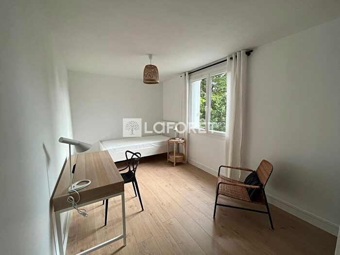 Appartement à louer - Quartiers Nord-Ouest, Villejean - 5 pièces - 4 chambres