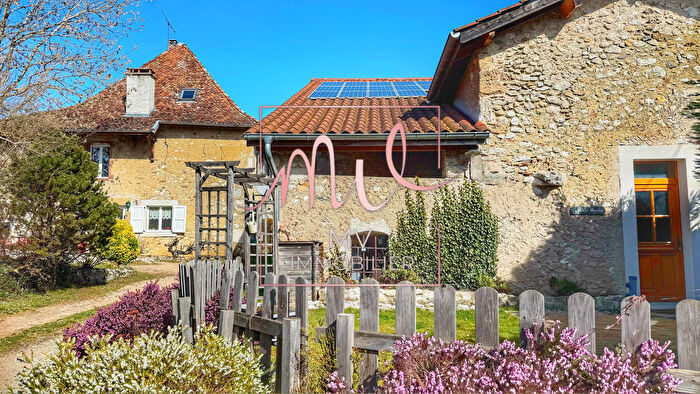 Maison à vendre - Saint-Aupre - 7 pièces - 5 chambres