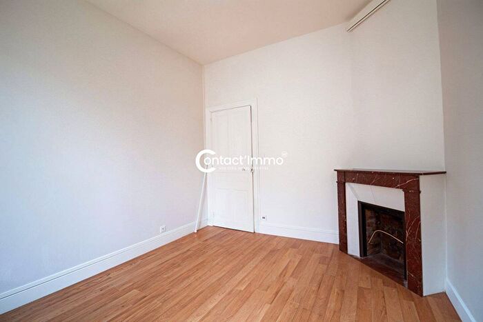 Appartement à louer - Champfleuri, Clermont-Ferrand - 2 pièces - 1 chambre