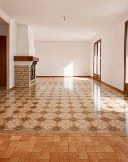 Maison 6 pièces à Xambes, à vendre