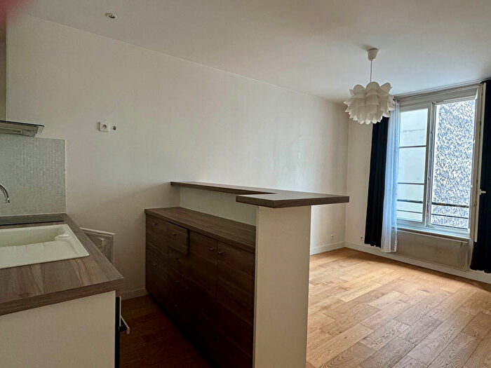Paris 18ème, Simplon, Poissonniers : Appartement 1 pièce à vendre