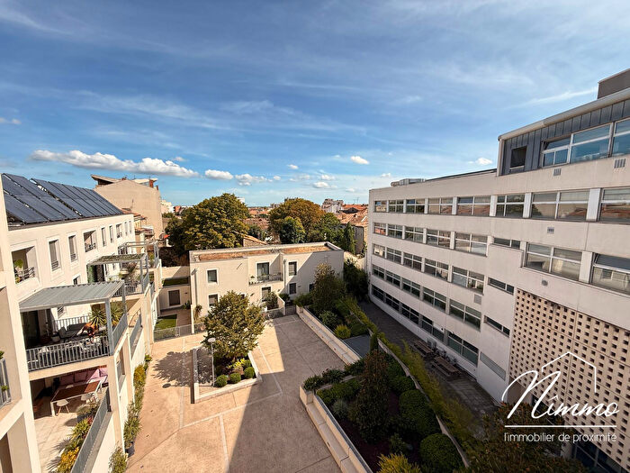 Appartement à vendre - Nîmes, Carmes - 3 pièces - 2 chambres