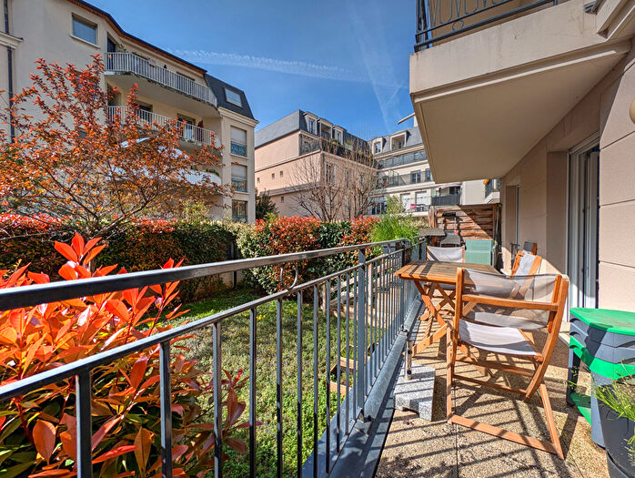 Appartement à vendre - La Garenne-Colombes, Champs-Philippe - 5 pièces - 4 chambres