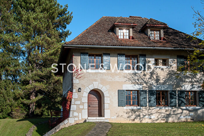 Maison à vendre - Menthon-Saint-Bernard - 8 pièces - 7 chambres