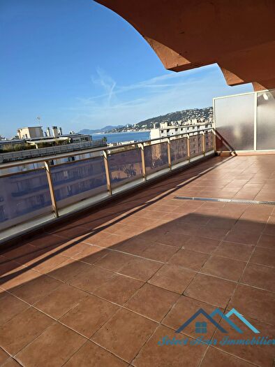 Appartement à vendre - Antibes, Juan-les-Pins, Le Cap - 2 pièces - 1 chambre