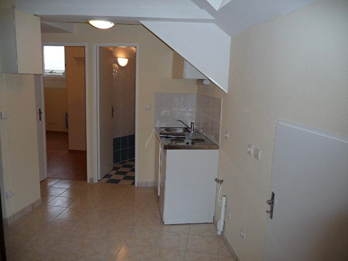 Appartement 1 pièce à louer - Bron, Les Genets