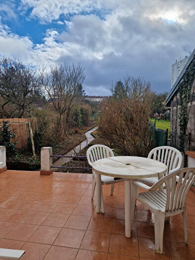 Maison à louer - Nancy, Beauregard, Boufflers, Buthegnémont - 5 pièces - 3 chambres