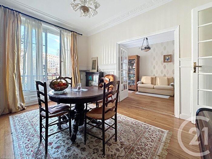 Appartement à vendre - Paris e , Bel-Air, Nord - 3 pièces - 2 chambres