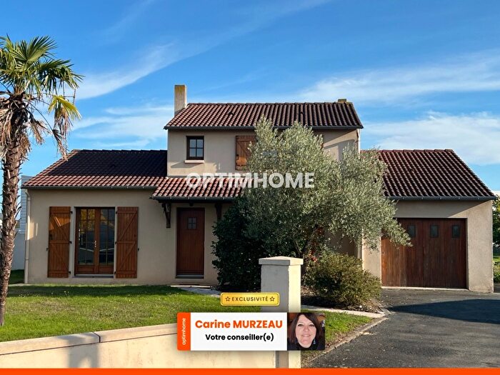 Maison à vendre - Saint-Christophe-du-Bois - 5 pièces - 3 chambres