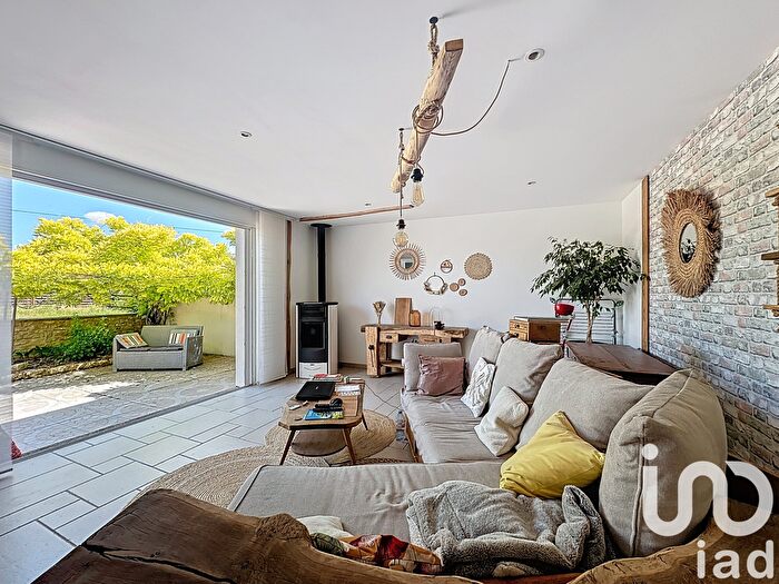 Maison à vendre - Saint-Jean-de-Liversay - 5 pièces - 3 chambres