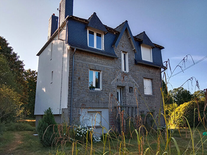 Maison 5 pièces à louer à Grâces