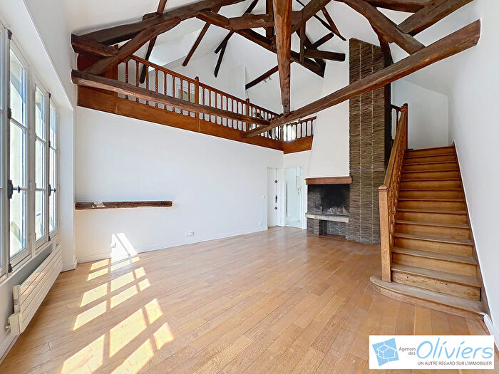 Le Mesnil-Saint-Denis : Appartement 2 pièces à louer
