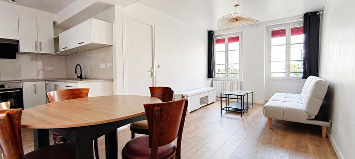 Saint-Germain-en-Laye : Appartement 3 pièces à louer