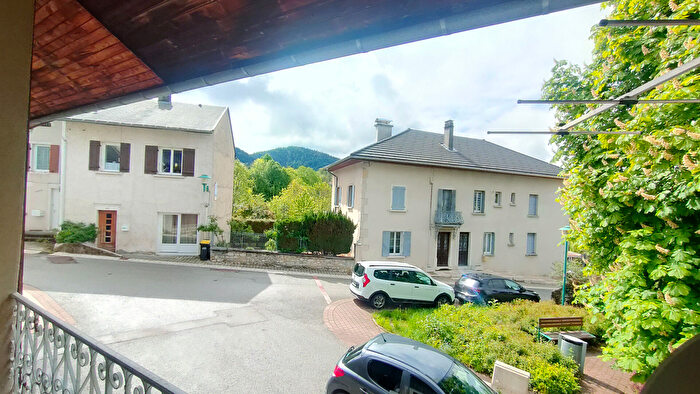 Maison à vendre - Hauteville-Lompnes - 6 pièces - 3 chambres