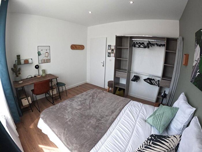 Goise-Champommier-Champclairot, Niort : Appartement 1 pièce à louer