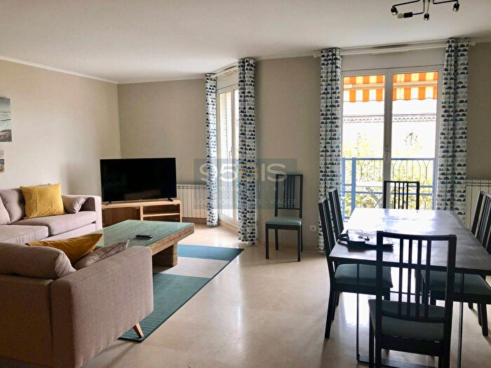 Lyon 1er arrondissement - Appartement 4 pièces à louer
