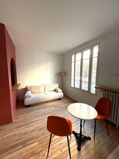 Appartement à louer - Grenier Point du Jour, Boulogne-Billancourt - 1 pièce