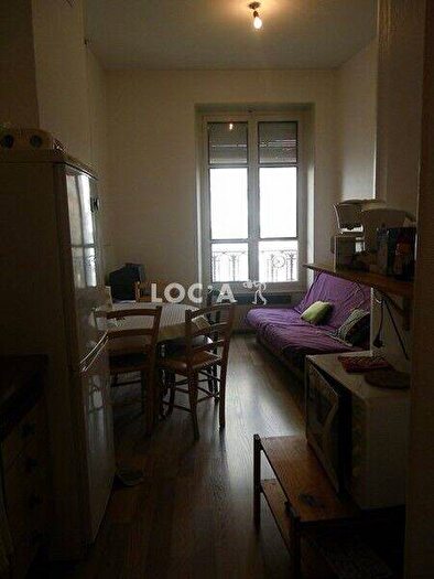 Appartement à louer - Lyon ème arrondissement - 3 pièces - 2 chambres