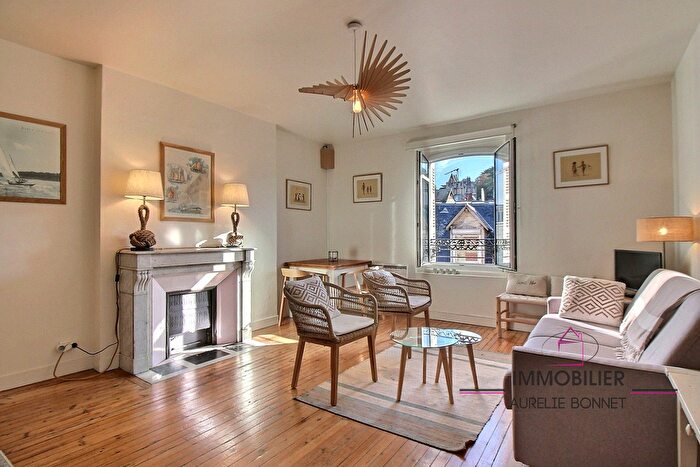 Trouville-sur-Mer, Plages, Promenade des Planches, Bon Secours - Appartement 2 pièces à vendre