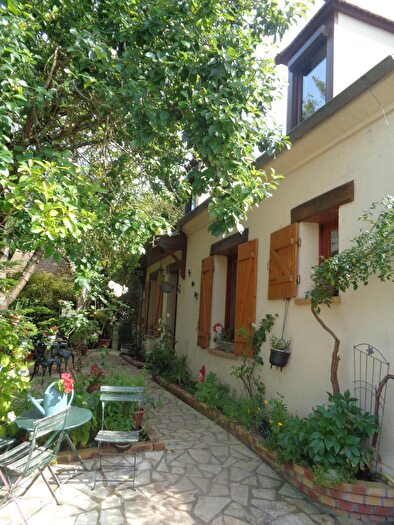 Maison à vendre - Jouy-le-Moutier, Merisiers, Ecancourt, Côte-des-Carrières, Tremblays - 6 pièces - 4 chambres